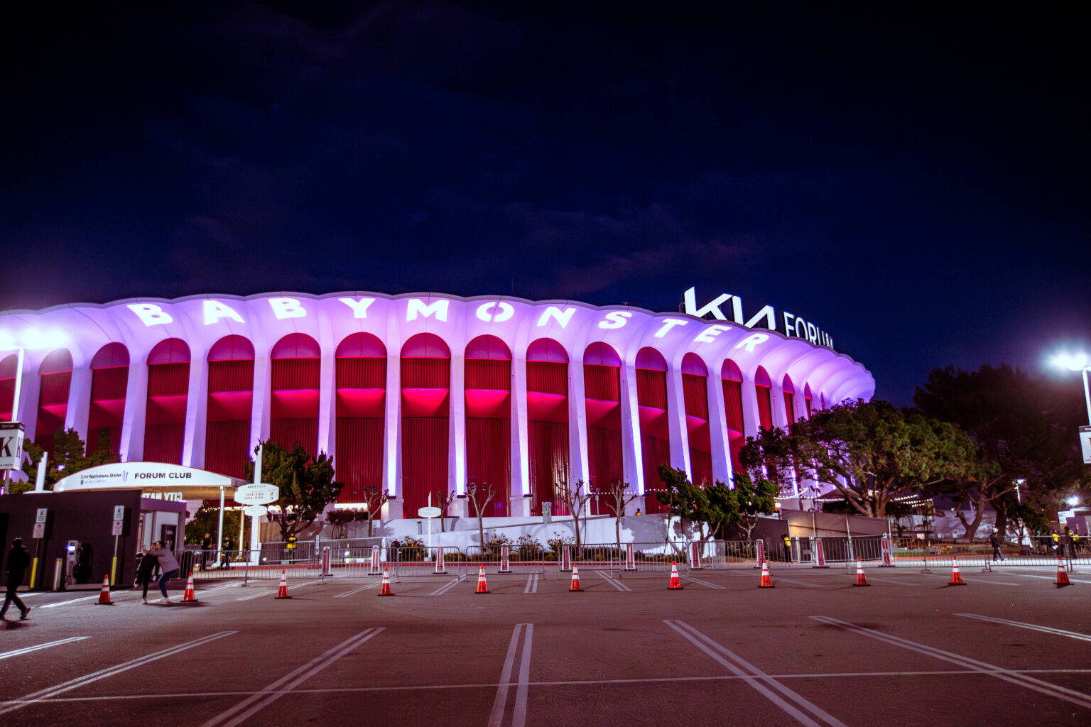 [Event] BABYMONSTER deliver a “DREAM” performance for ‘Hello Monsters ...